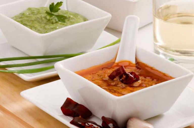 Mojo: cómo hacer la salsa canaria que le da un toque especial a tus platos