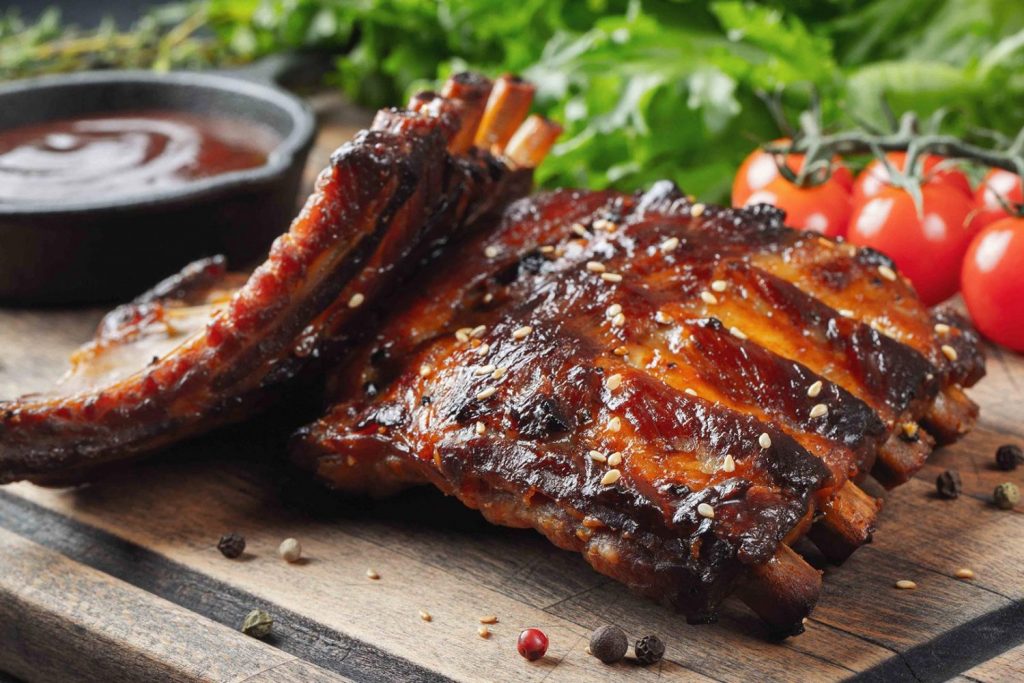 Costillas con miel y mostaza: la receta que supera a las chuletas