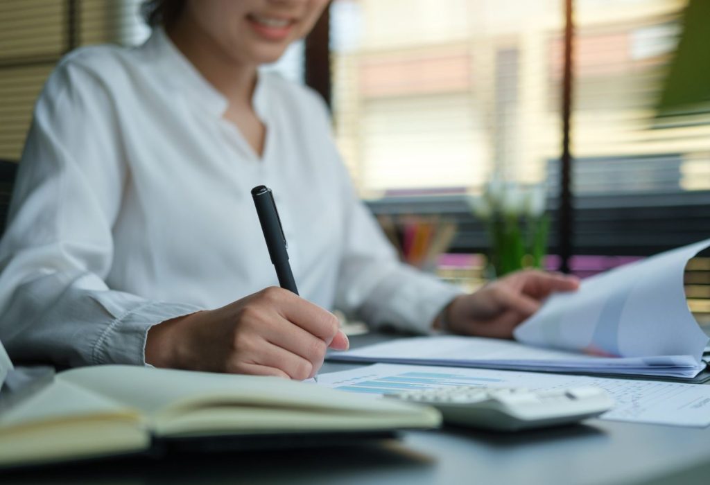 Estas son las oposiciones más asequibles y con mejor sueldo